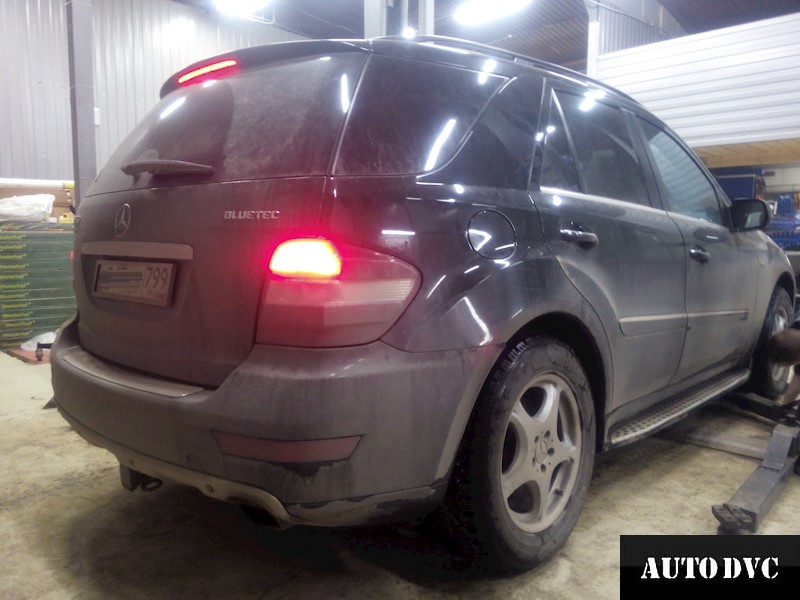 Mercedes-Benz M-klasse II (W164) install lift kit | AutoDVC